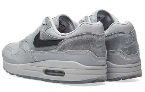 Nike Max 1 "centre Pompidou Night" Sneakers