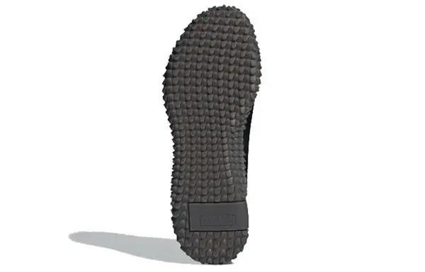 Adidas Kamanda "triple " Sneakers