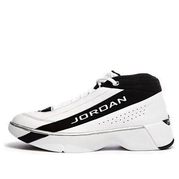 JORDAN Air Team Showcase Sneakers - White