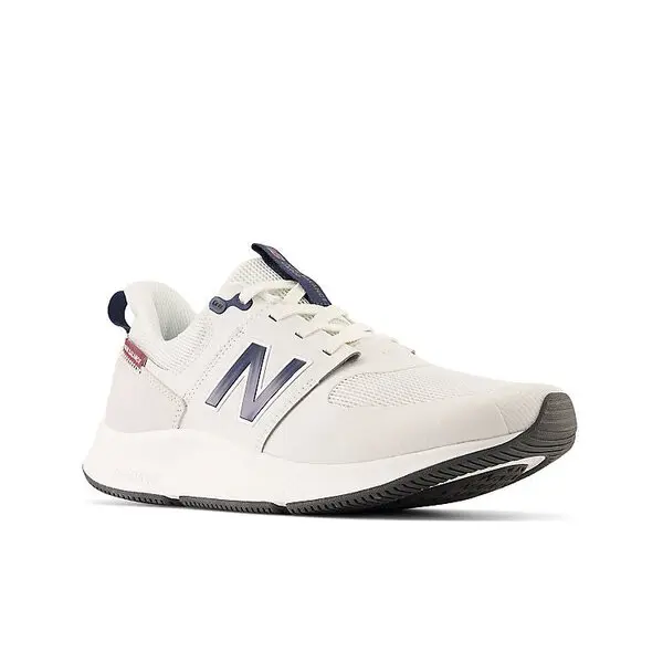 NEW BALANCE Dynasoft 900 Athletic Sneakers