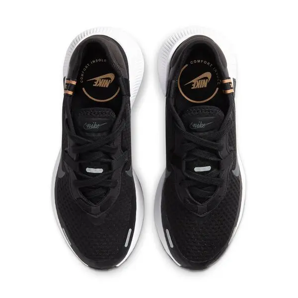 Nike Reposto Sneakers