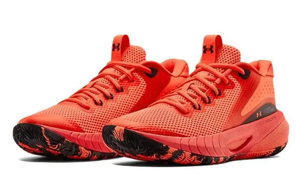 Under Armour Hovr Breakthru Basketball Shoes