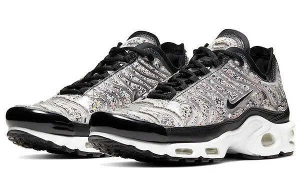 Nike Max Plus "pebbles" Sneakers - Black