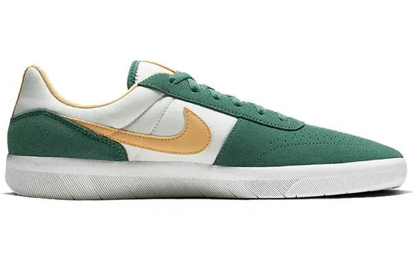 Nike Team Classic Sb Sneakers - Green