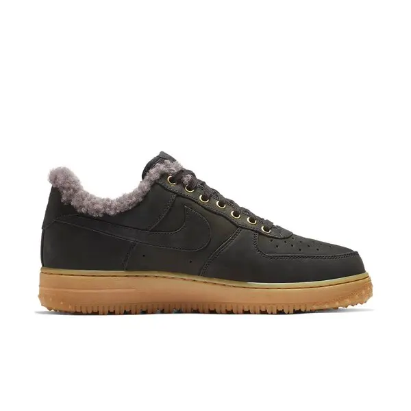 Nike Force 1 Winter Sneakers