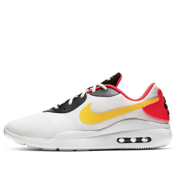 Nike Max Oketo Sneakers - White/red