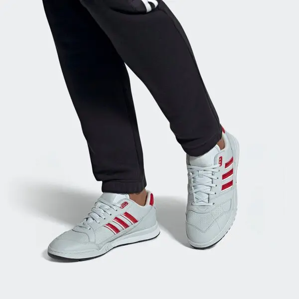 Adidas Ar Trainer Sneakers - Red/white