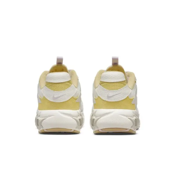 Nike Zoom Air Fire Sneakers - Sail/celery/doll