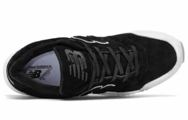 NEW BALANCE 530 Suede Sneakers - Black