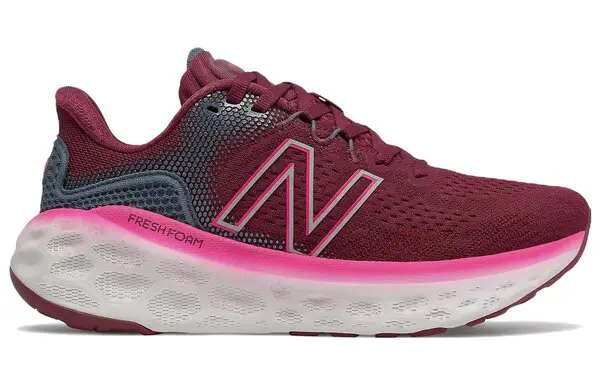 NEW BALANCE Fresh Foam More V3 Sneakers