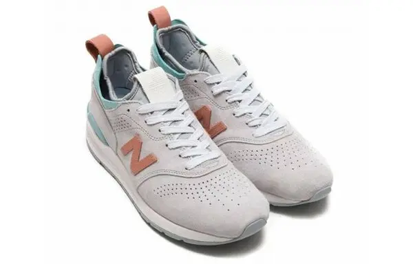 NEW BALANCE 997 Nimbus Cloud Sneakers - Grey/pink