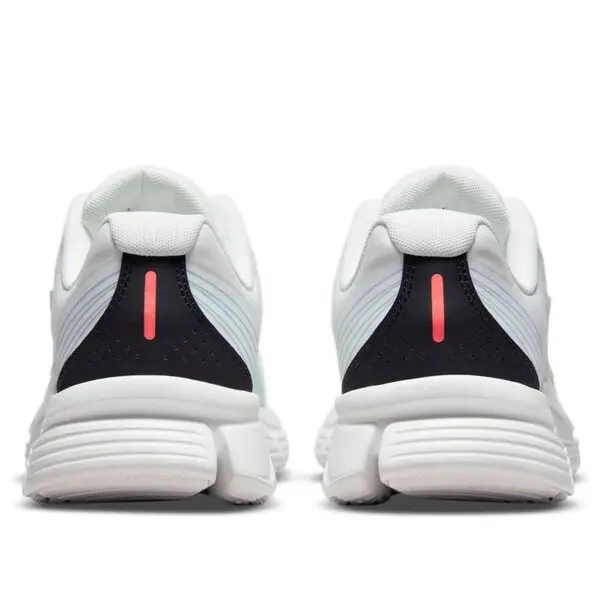 Nike Alphina 5000 Sneakers - White/blue/red