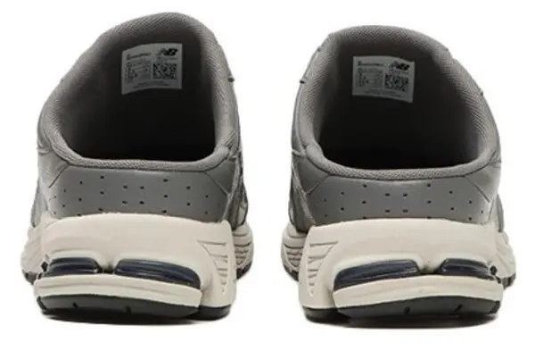NEW BALANCE 2002r Mule Sneakers - Gray