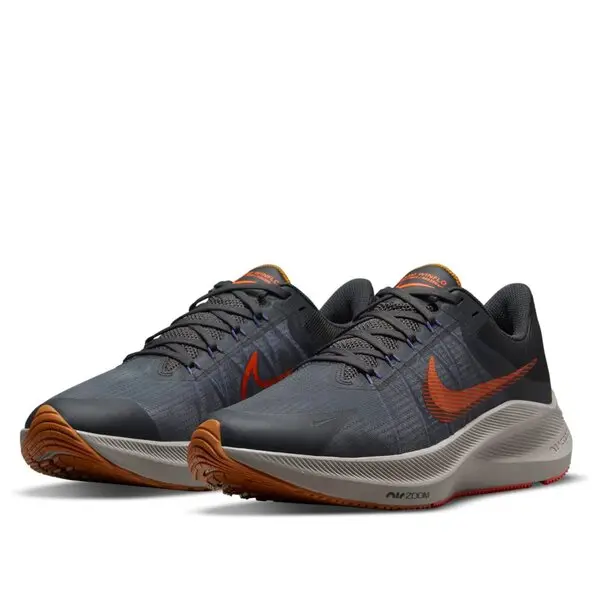 Nike Zoom Winflo Athletic Sneakers