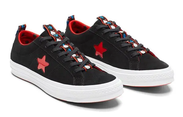 CONVERSE X Hello Kitty One Star Low Top Sneakers - Black