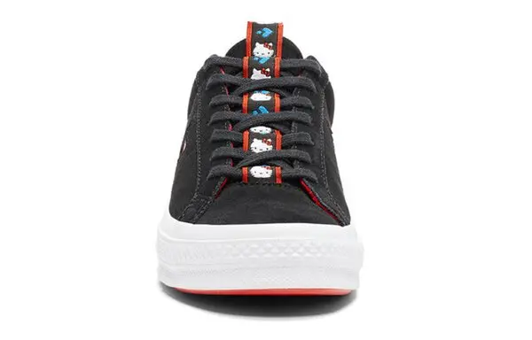 CONVERSE X Hello Kitty One Star Low Top Sneakers - Black