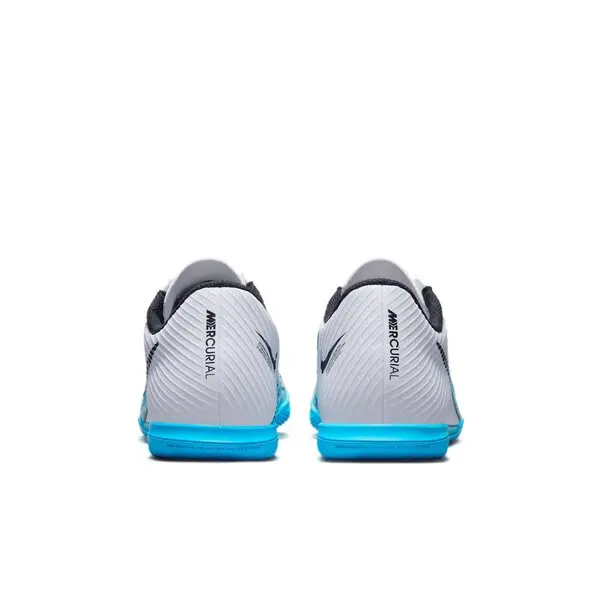 Nike Mercurial Vapor 15 Club Ic Athletic Sneakers