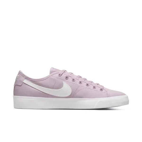 Nike Blazer Court Sb Low Top Sneakers - Pink/blue