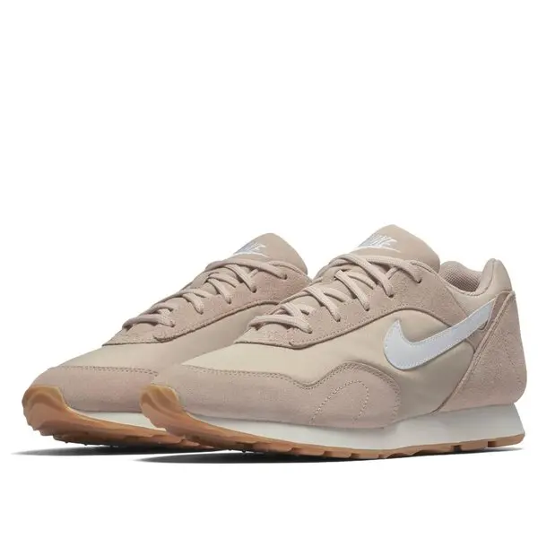Nike Outburst Low Top Sneakers