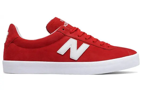 NEW BALANCE Tempus Sneakers - Red/white