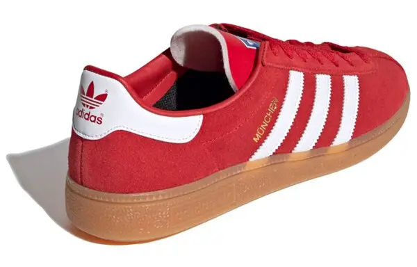 Adidas Munchen "scarlet Gum