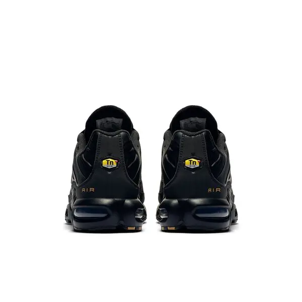 Nike Max Plus Sneakers - Black
