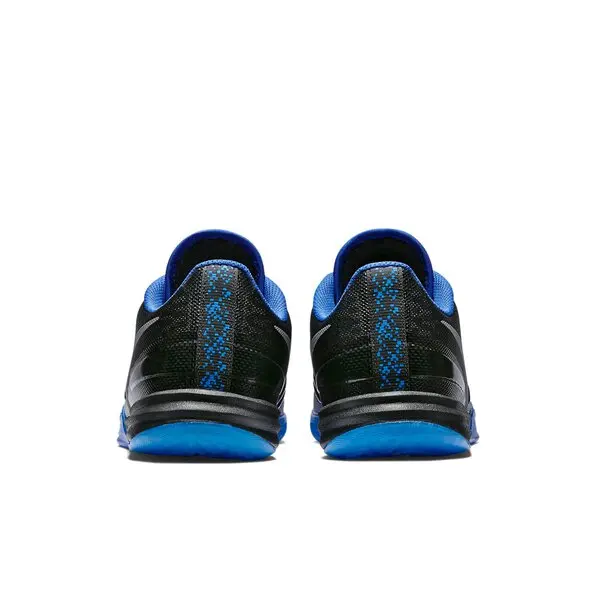 Nike Kb Mentality Low Top Sneakers - Black
