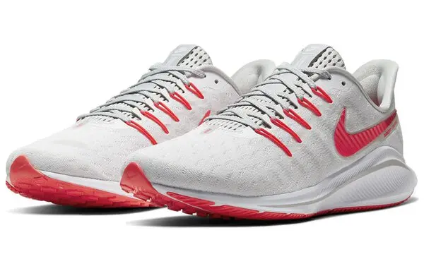 Nike Zoom Vomero 14 Athletic Sneakers
