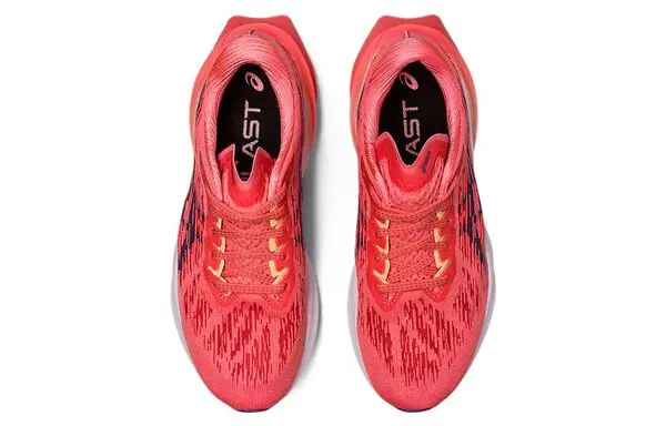 Asics Novablast 3 - Red