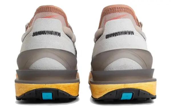 Nike The Whitaker Group X Waffle One Se "the Bill" Sneakers - Grey/brown