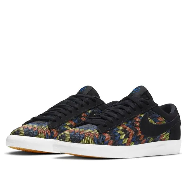 Nike Blazer Low N7 Sneakers