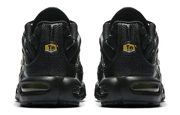 Nike Max Plus "metallic Gold - Black