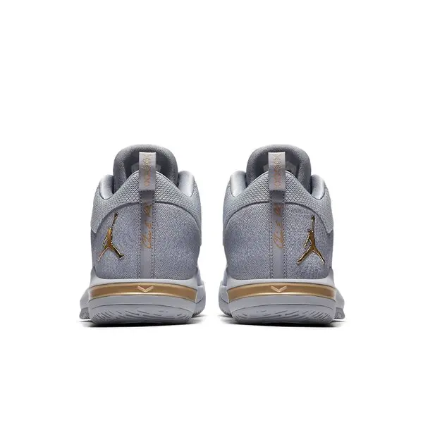 JORDAN Cp3.x Ae Low Top Sneakers - Grey/gold