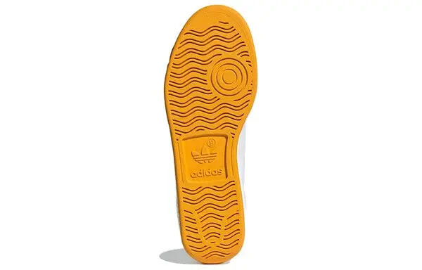 Adidas Rod Laver Team College Gold Sneakers