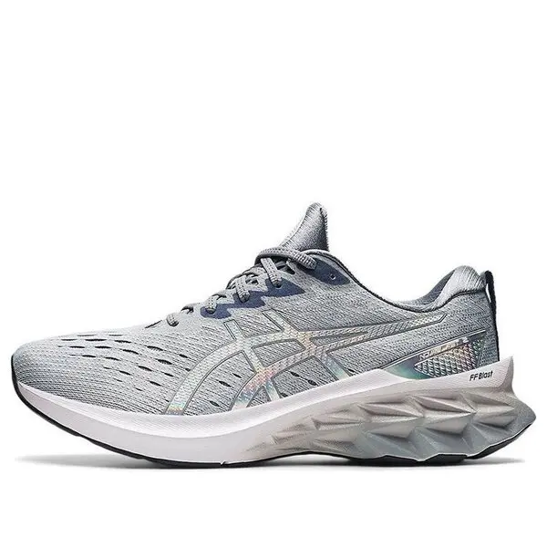 Asics Novablast 2 Platinum Sneakers - Silver/blue