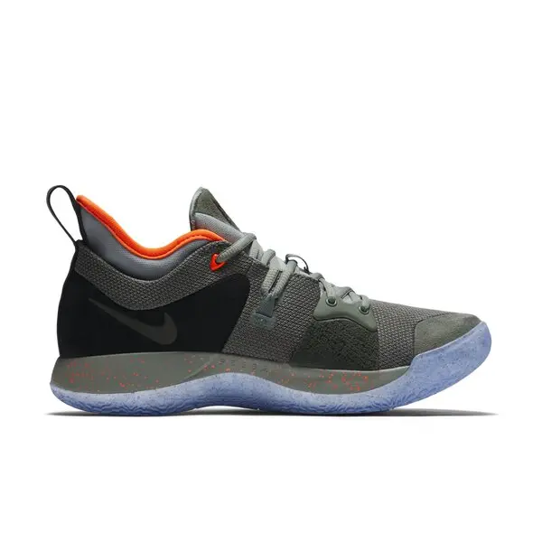 Nike Pg 2 Ep 'palmdale' Athletic Sneakers - Clay Green/black