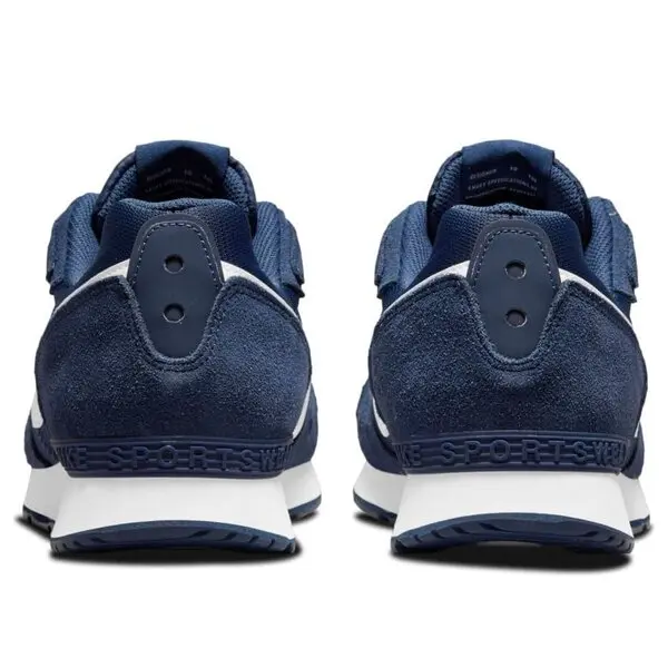 Nike Venture Runner Wide Sneakers - Navy