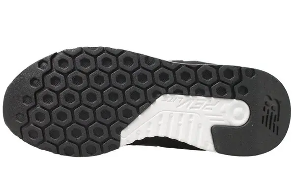 NEW BALANCE 247 Sneakers - Black