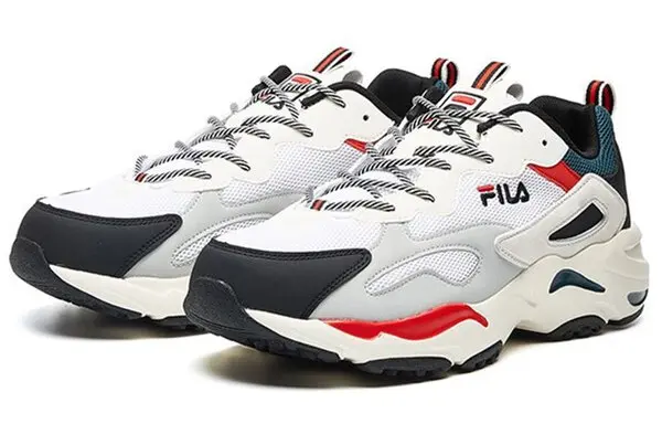 FILA Tracer Low Top Sneakers