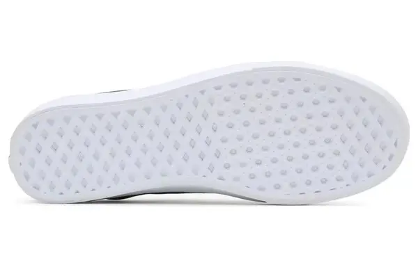 VANS Old Skool Comfycush Low Top Sneakers - Default Colorway