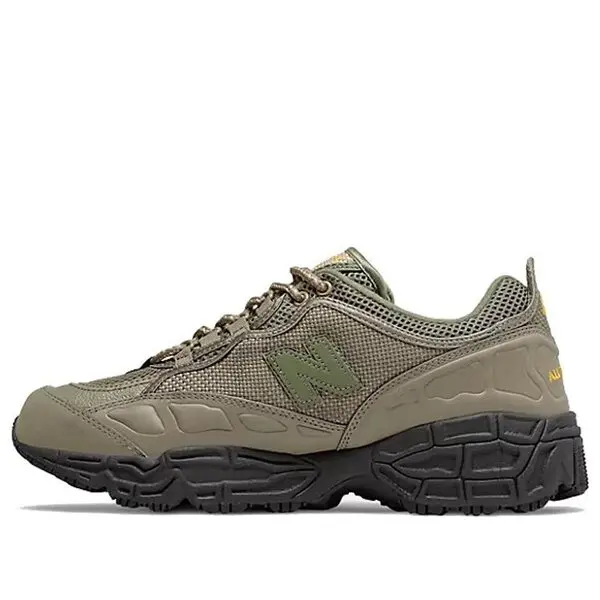 NEW BALANCE 801 Athletic Sneakers - Green/black