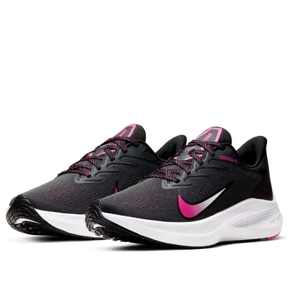 Nike Zoom Winflo 7 Athletic Sneakers - Black/pink