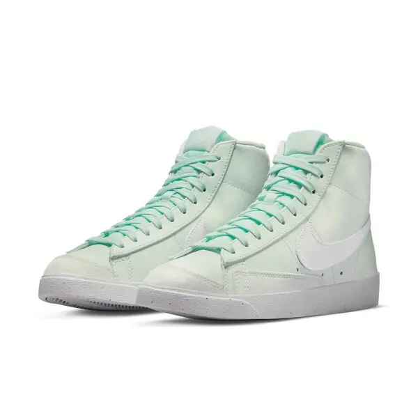 Nike Blazer Mid '77 Next Nature Sneakers - Green/white