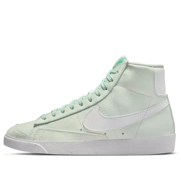 Nike Blazer Mid '77 Next Nature Sneakers - Green/white