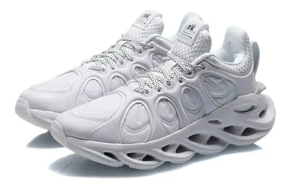 LI-NING Arc Sneakers