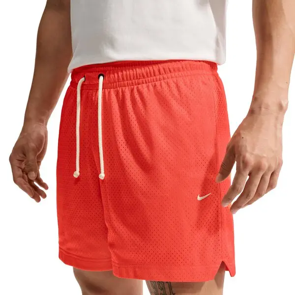 Nike Standard Issue Dri-fit 13cm Shorts - Turf Orange/pale Ivory