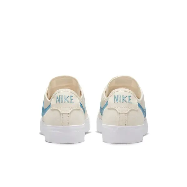 Nike Blazer Court Sb Sneakers - Cream/blue