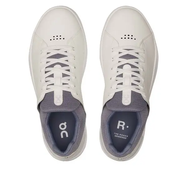 On The Roger Advantage Sneakers - White/fossil