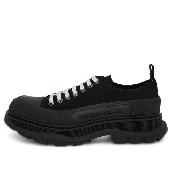 Alexander McQueen Tread Slick Low Lace Up Shoes - Black/white
