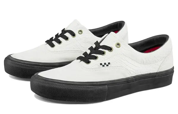 VANS Breana Geering X Era 'marshmallow Black' Sneakers - White/black
